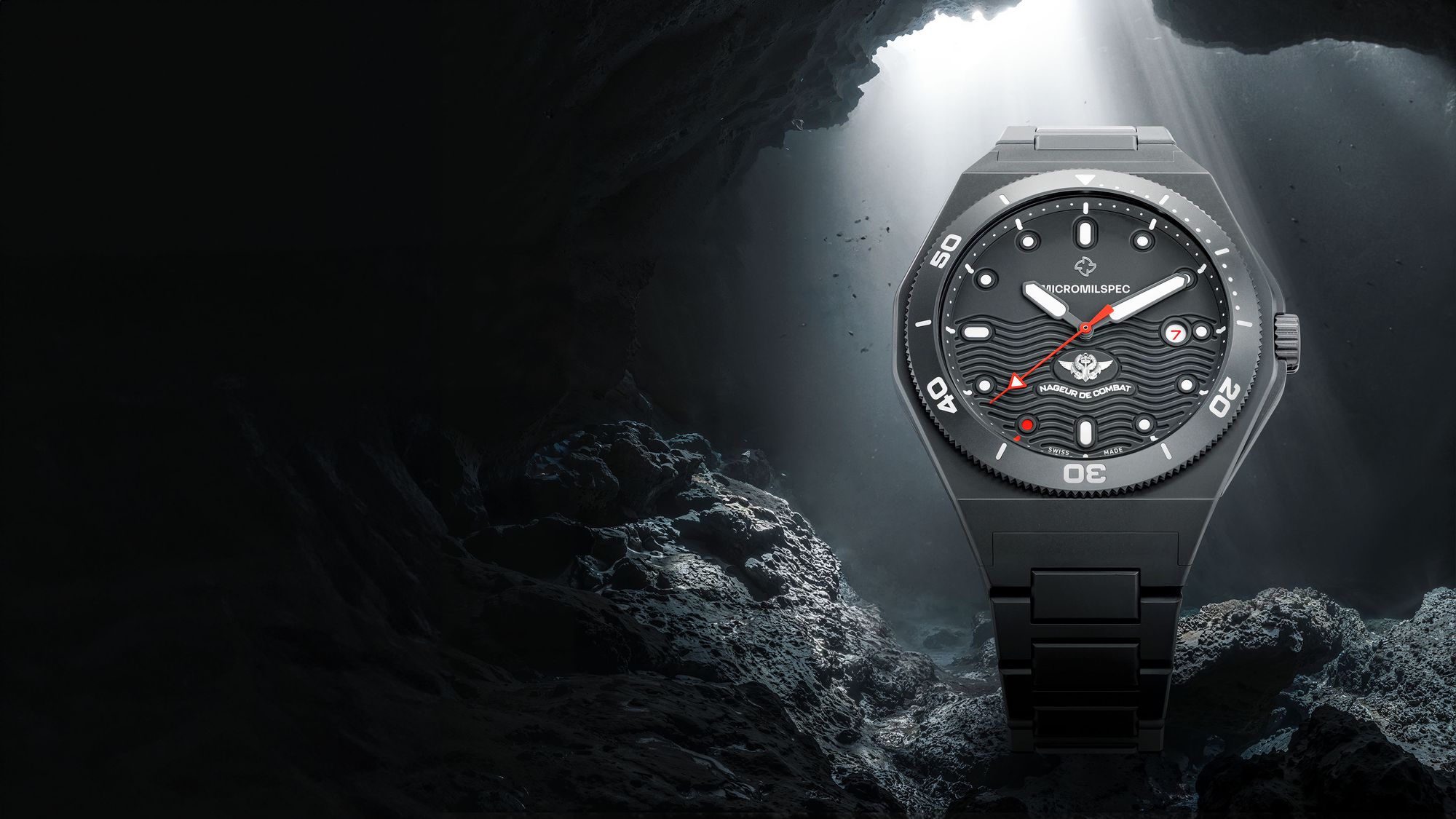 Combat diver watch