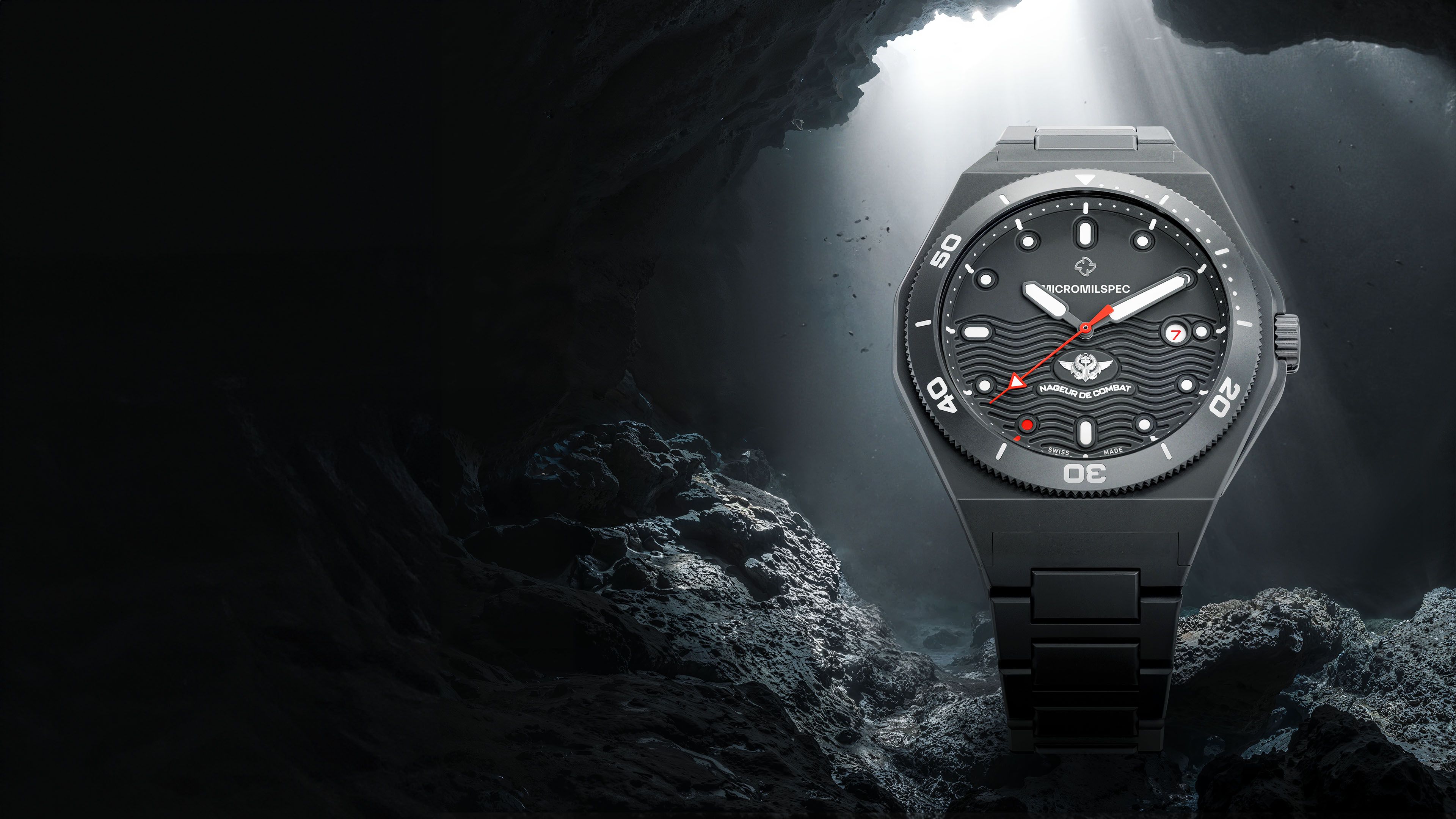 Combat diver watch