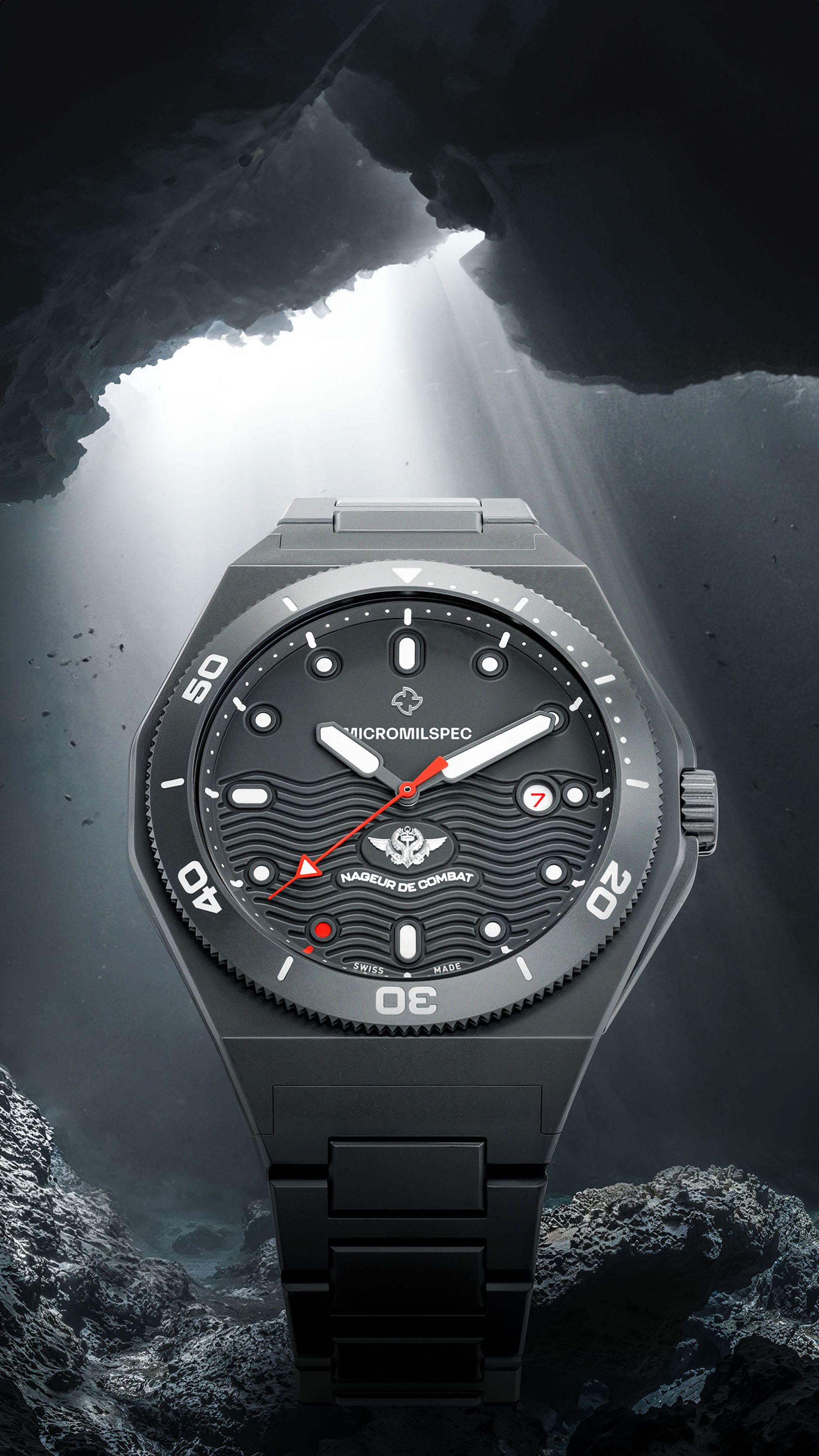 Combat diver watch